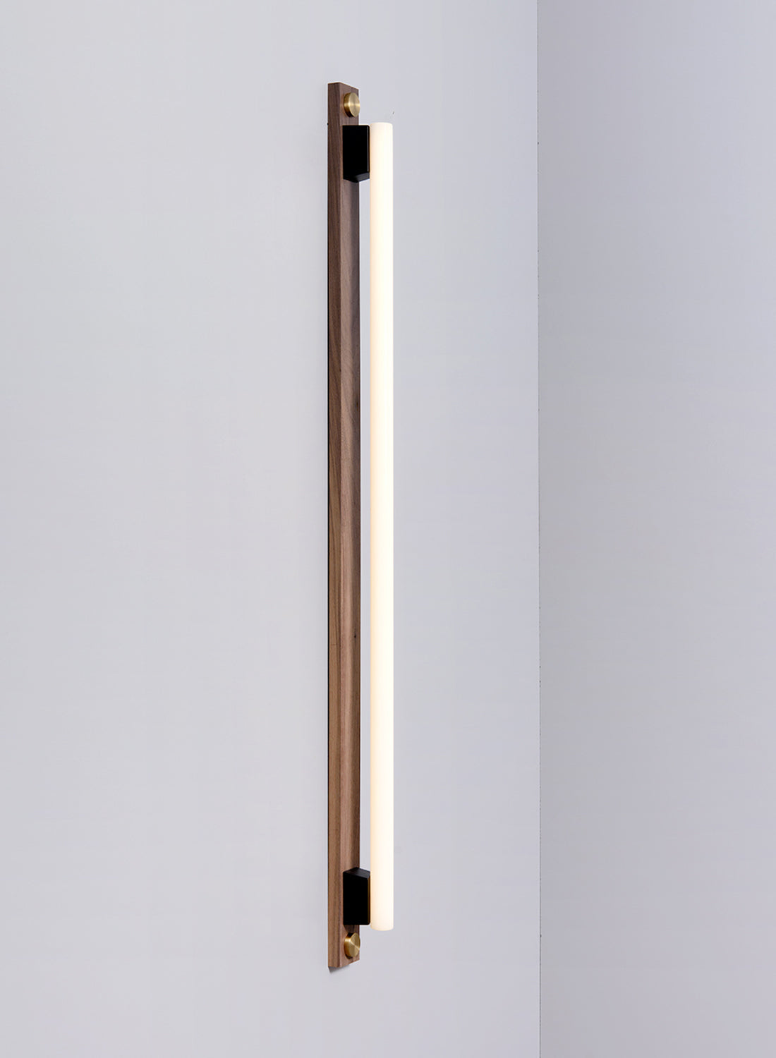 LINESTRA 110 walnut | Wall Light – Lighting Fixtures